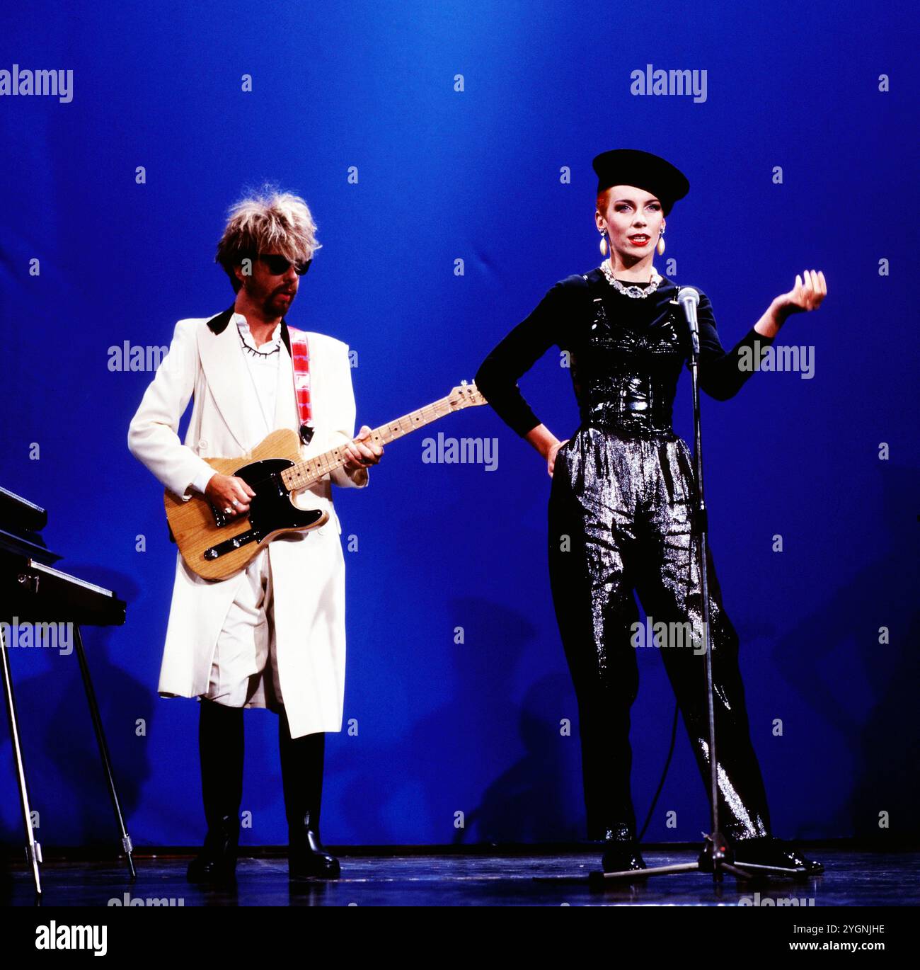 Eurythmics, britisches Pop und New Wave Duo, Gitarrist David Allen ...