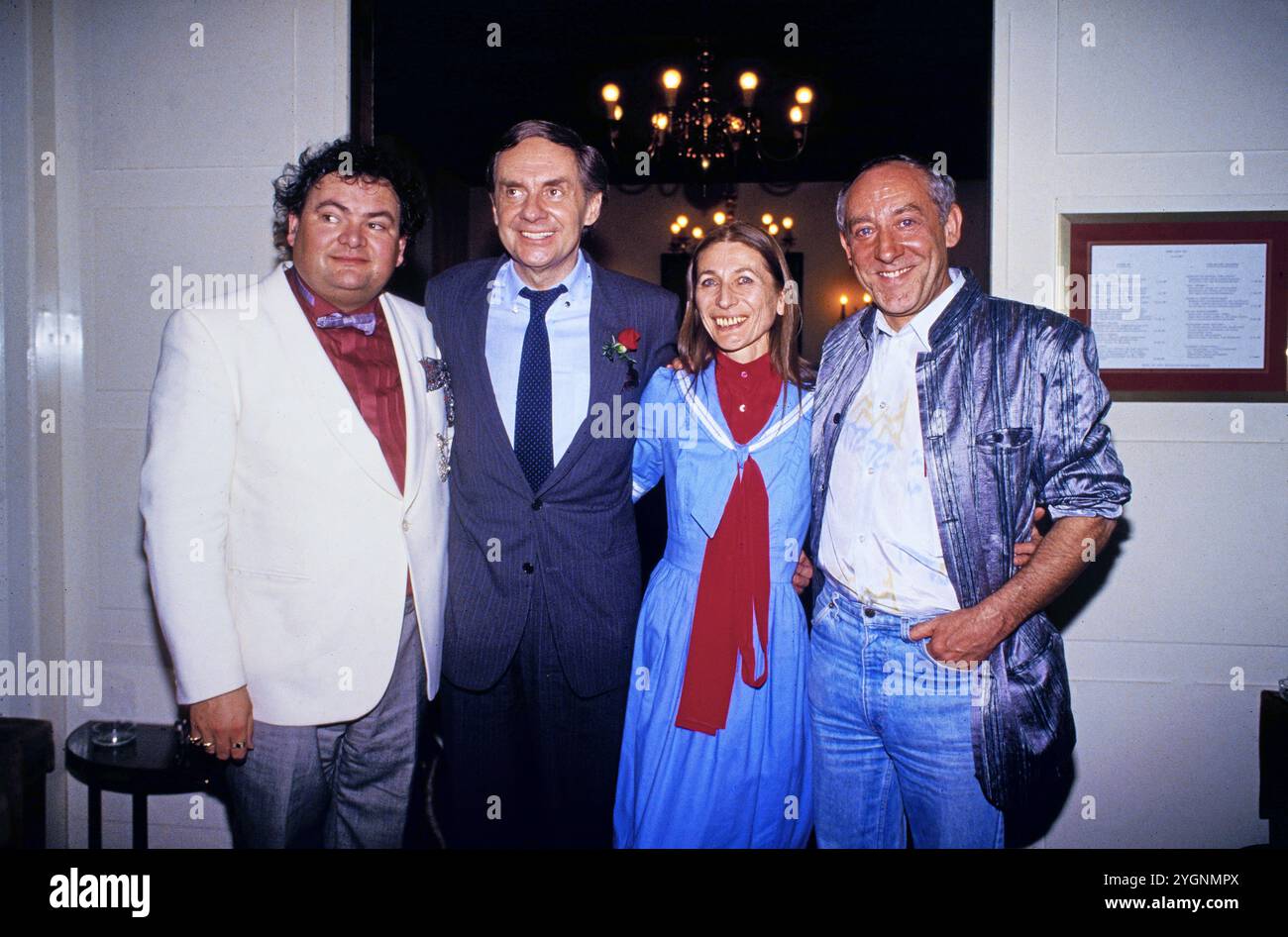 Olli Meier, Harald Juhnke, Helga Feddersen und Dieter Hallervorden ...