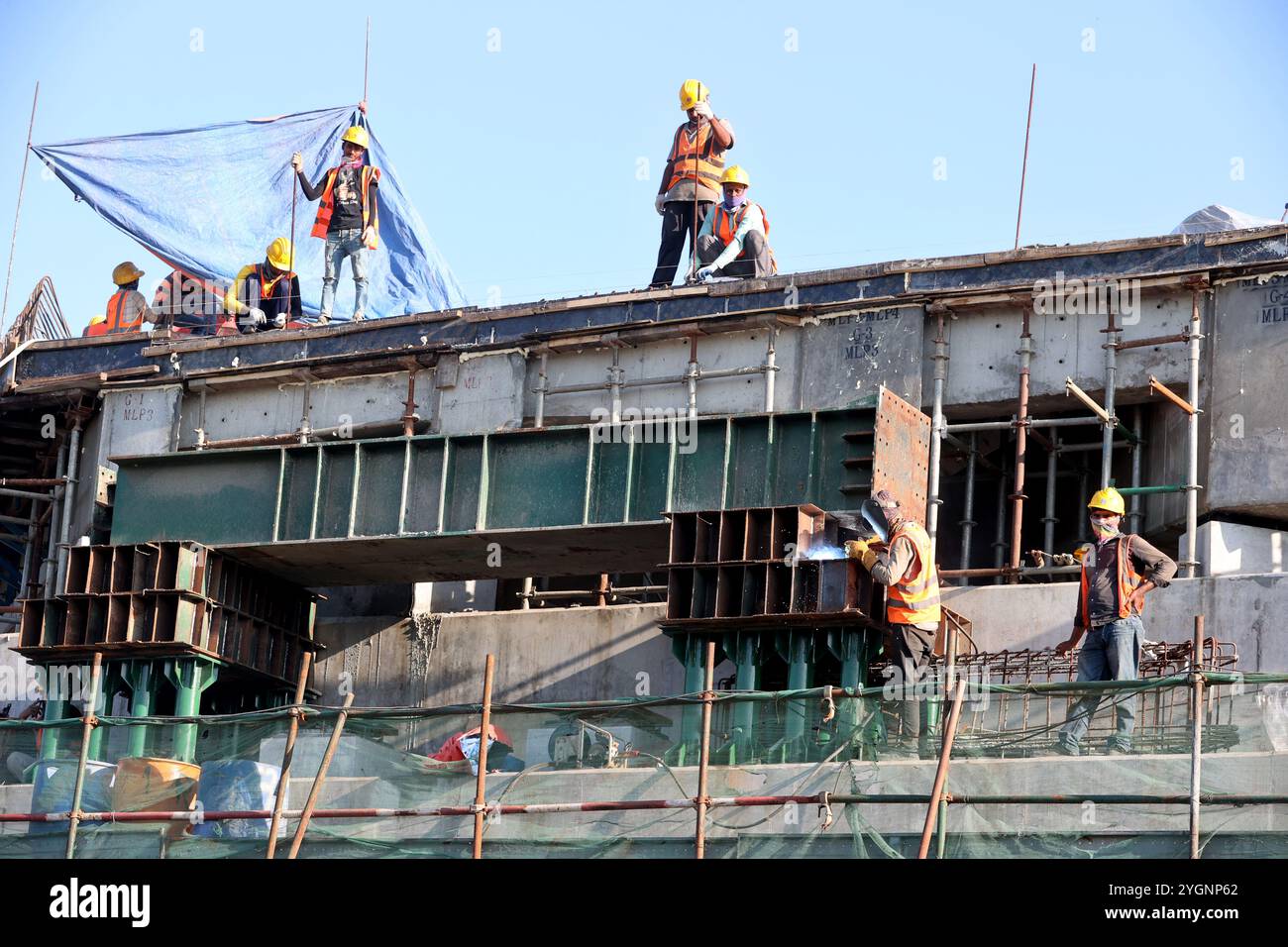 Aerial video construction workers in hi-res stock photography and ...