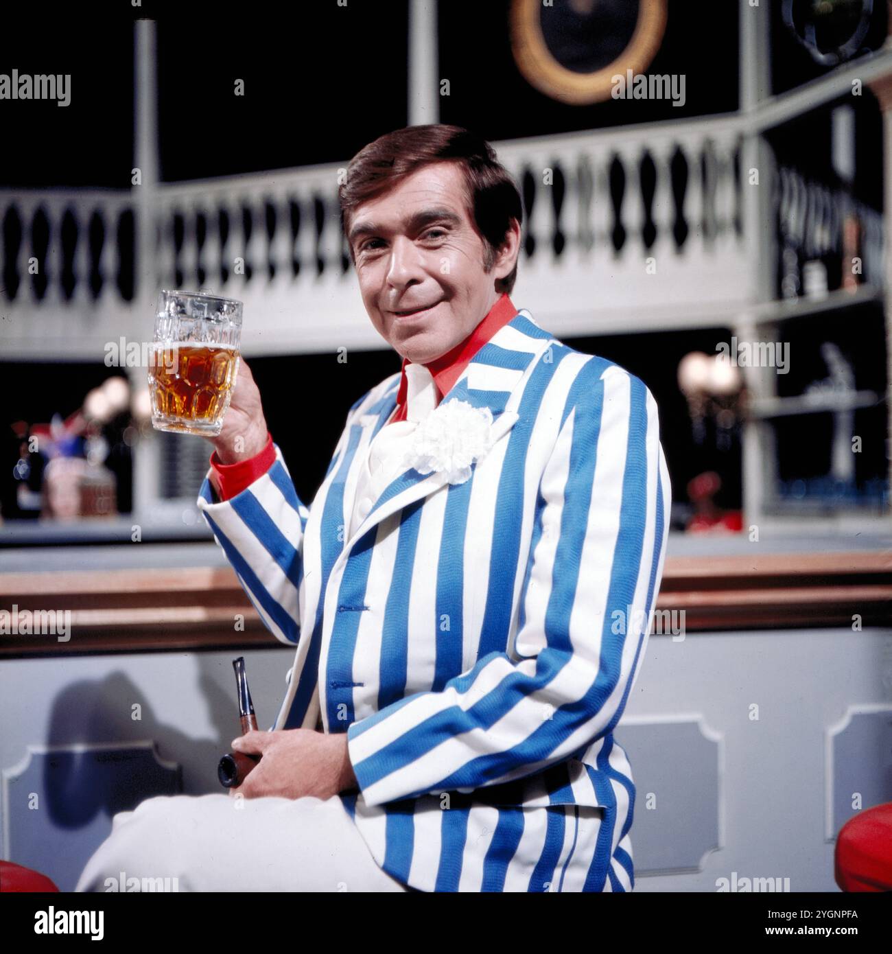 Br 72 hi-res stock photography and images - Alamy