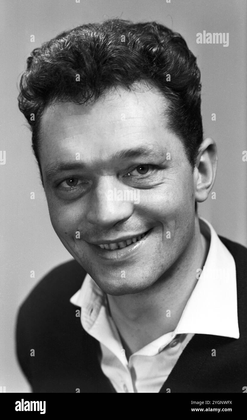 Der deutsche Schauspieler Günter Haack im Porträt bei einem ...