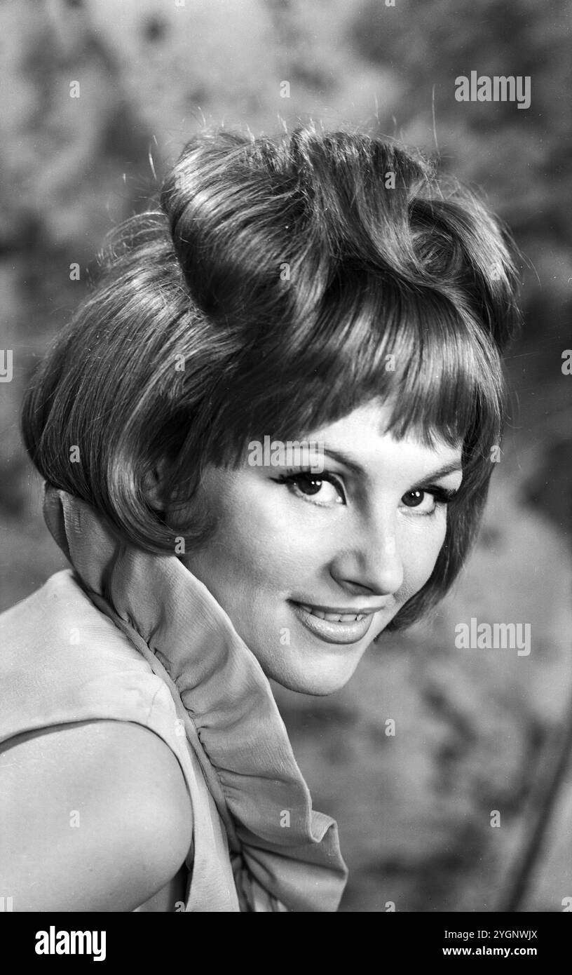 Belgische schauspielerin hi-res stock photography and images - Alamy