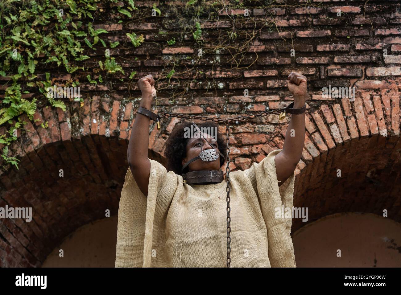 Neck shackles hi-res stock photography and images - Alamy