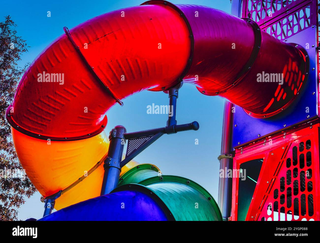 Tubular shapes hi-res stock photography and images - Alamy