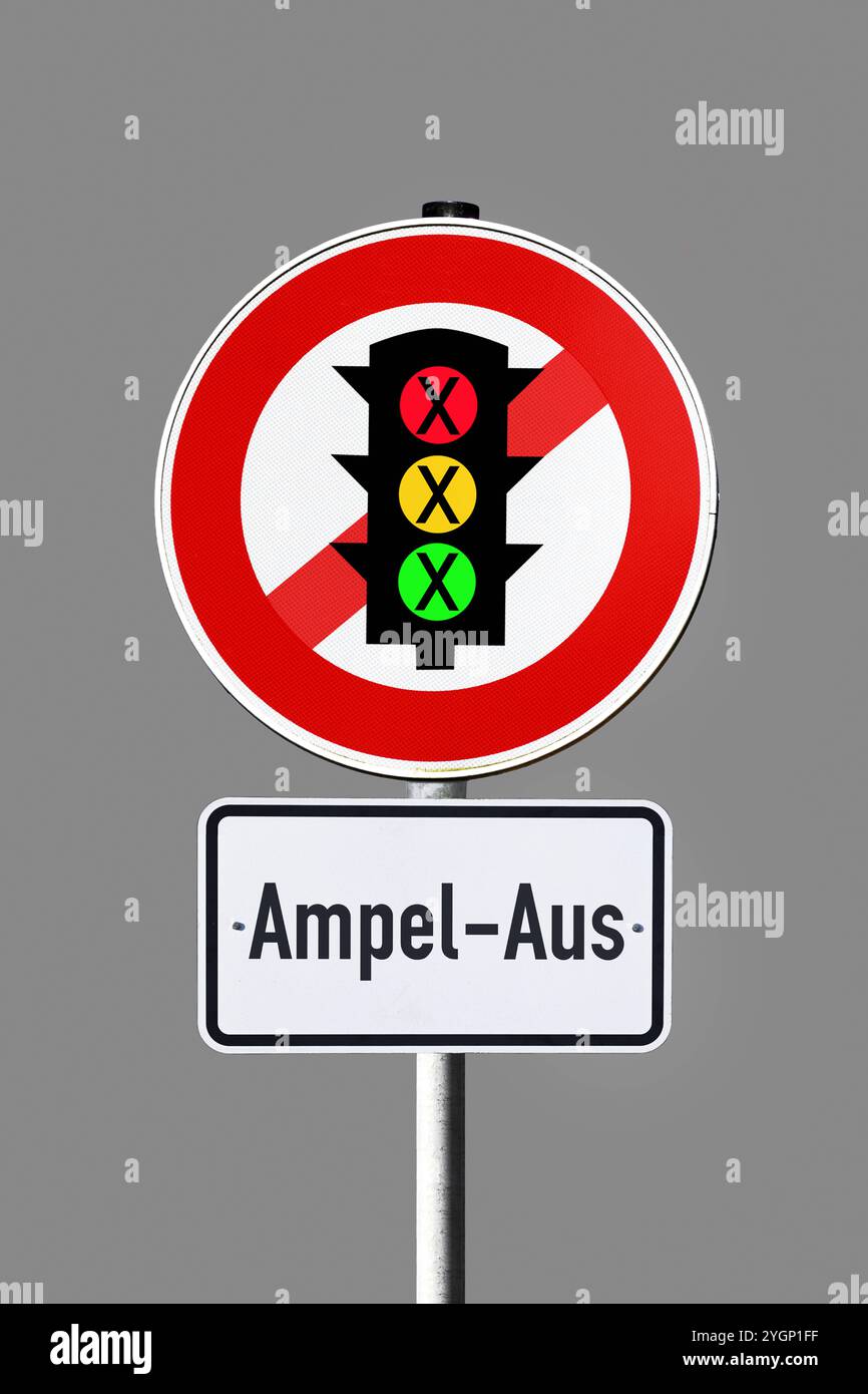 FOTOMONTAGE, Schild mit Aufschrift Ampel-Aus und Schild mit ...