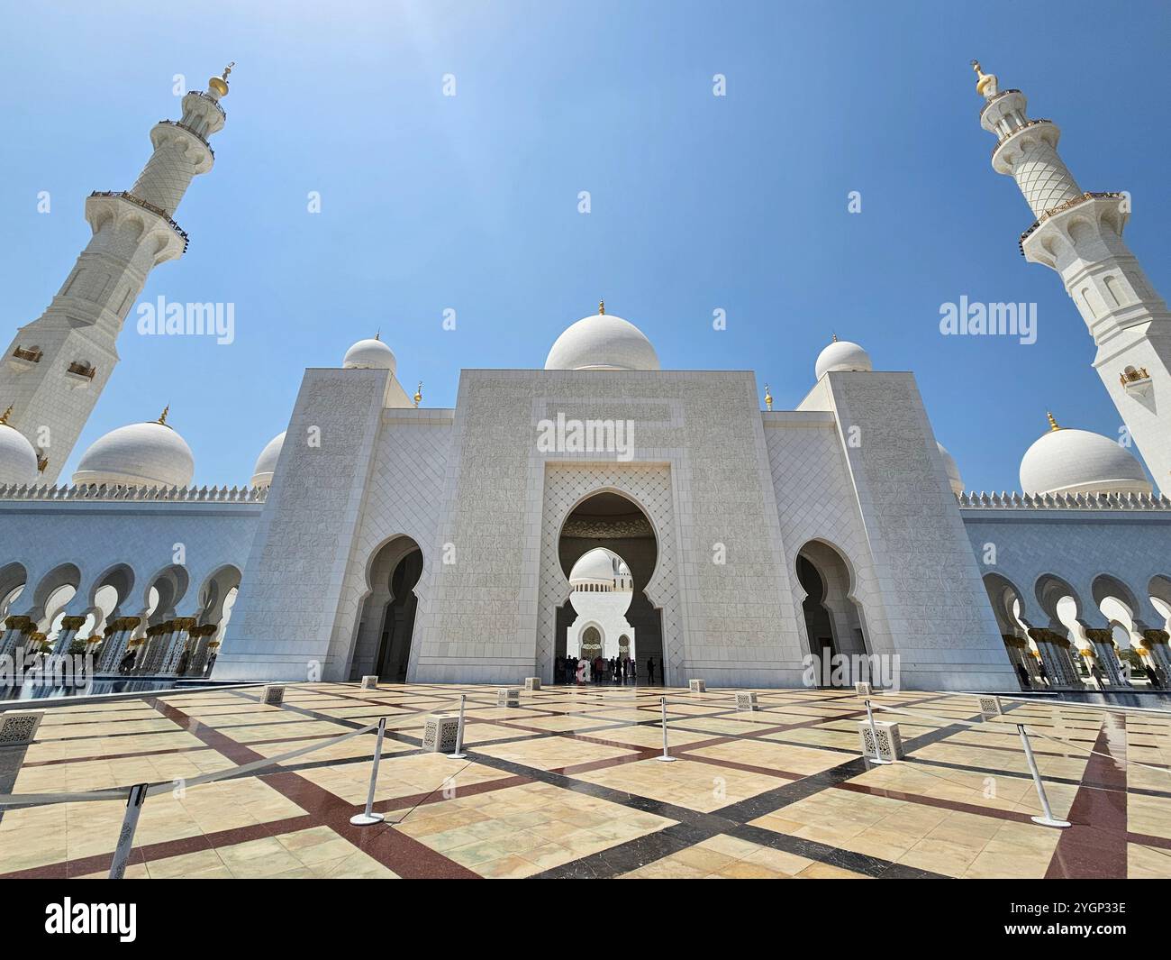 Sheikh Zayed interior corridor and interior plaza in Abu Dhabi Stock ...