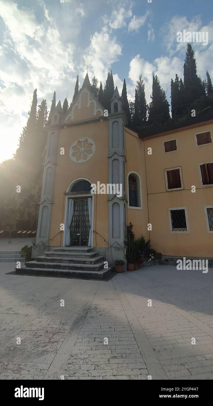 Fumane salette hi-res stock photography and images - Alamy