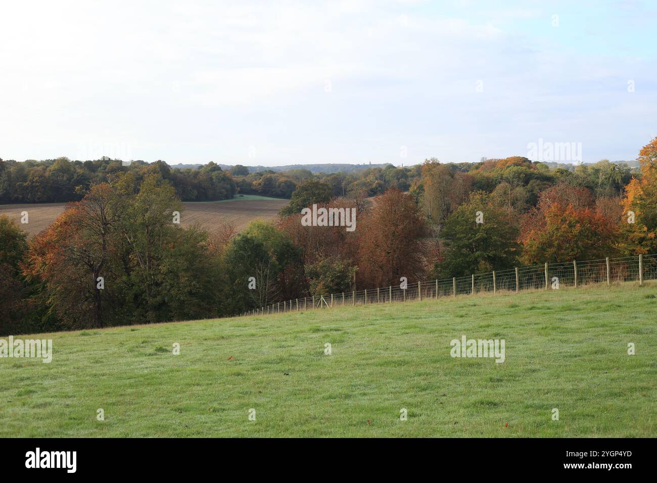 View across fields and valley at Doddington, Sittingbourne, Kent ...