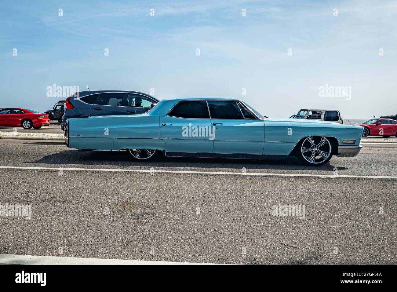 Imagen Del Cadillac Deville 1968 Deville Convertible Hi Res Stock