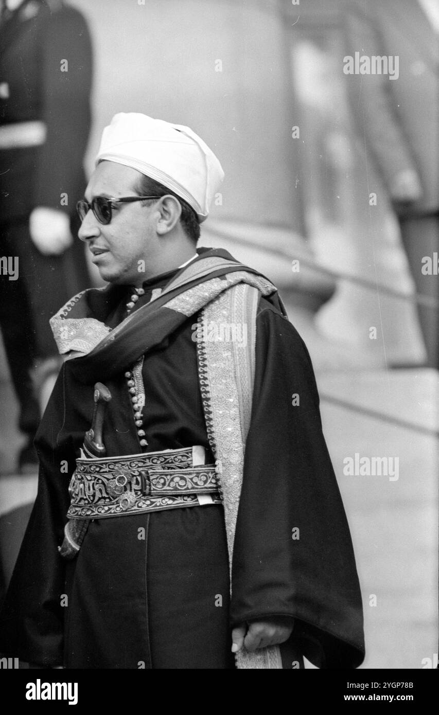 Conference of non aligned states 1961 hi-res stock photography and ...