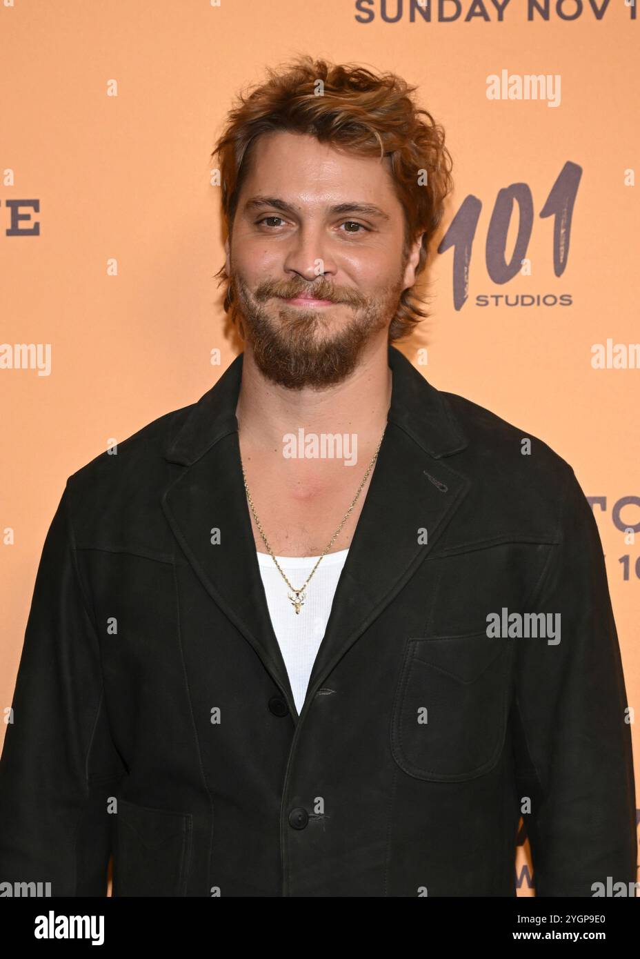 Photo by: NDZ/STAR MAX/IPx 2024 11/7/24 Luke Grimes at Paramount's ...