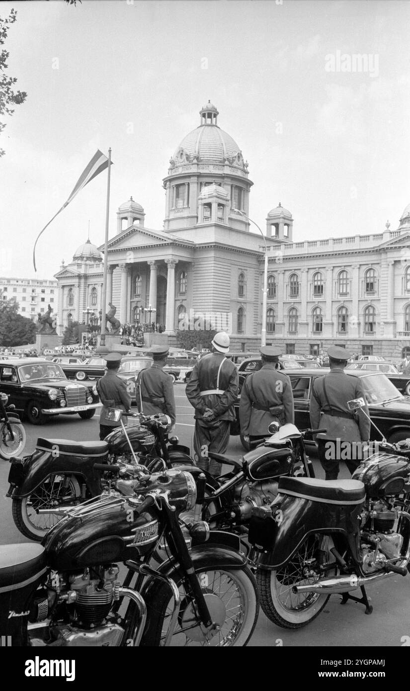 Conference of non aligned states 1961 hi-res stock photography and ...
