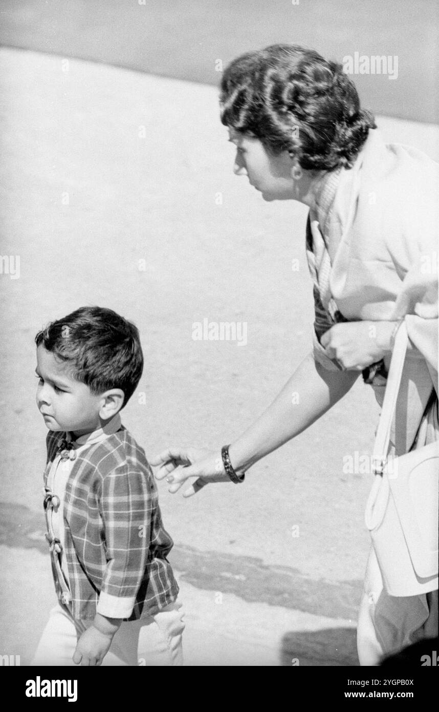 Conference of non aligned states 1961 hi-res stock photography and ...