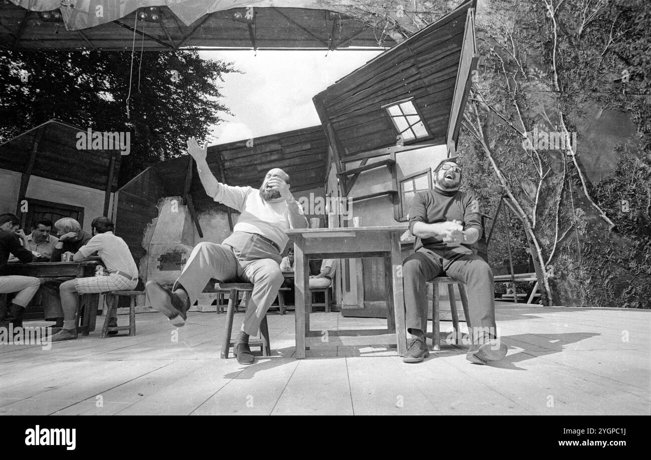 Anatevka open-air performance with Shmuel Rodensky in Zurich 1969 ...