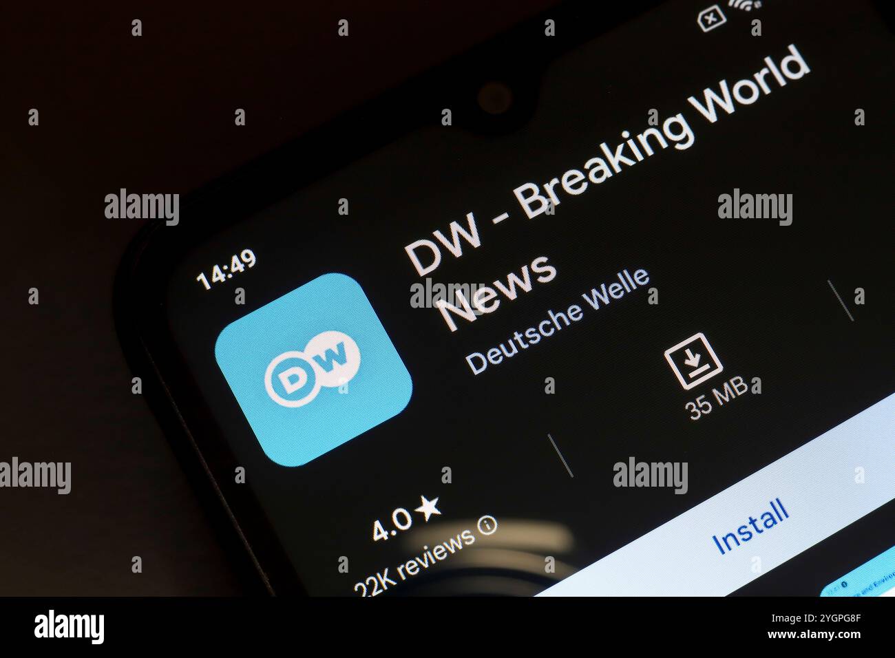Dw app hi-res stock photography and images - Alamy