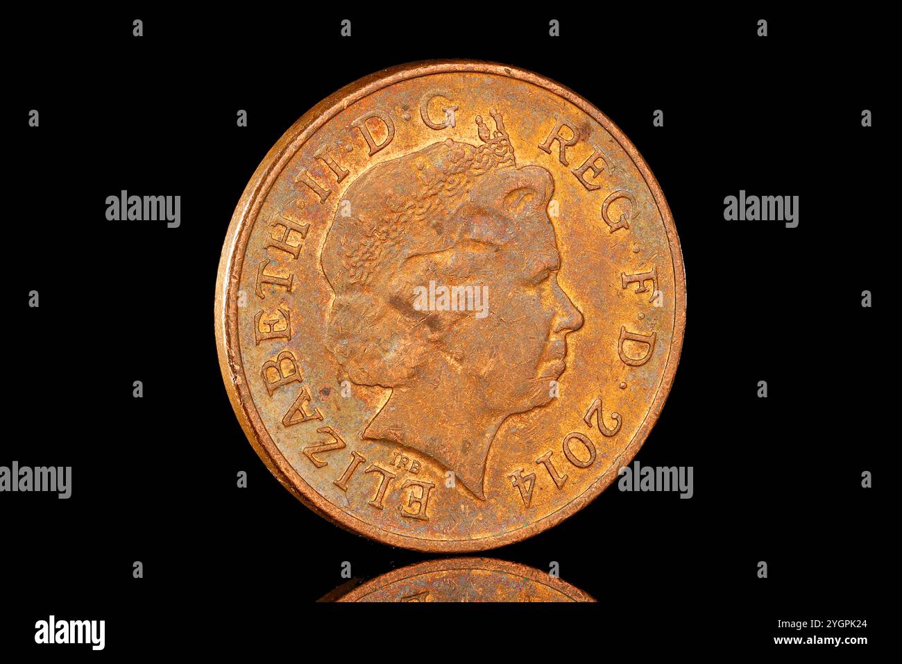 Queen Elizabeth II 2014 United Kingdom 2 Pence coin with a Shield ...