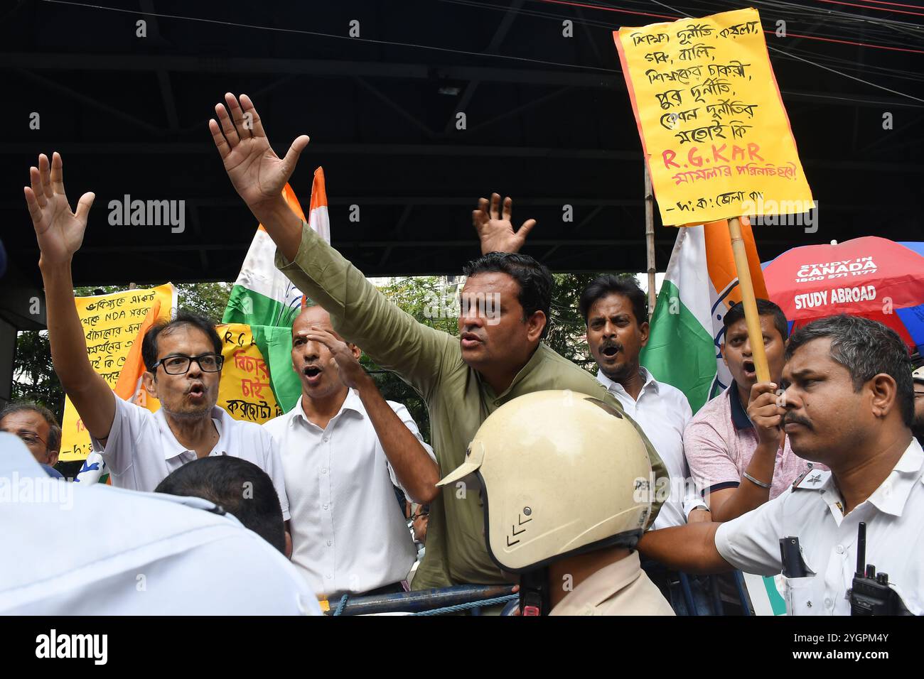 Congress activists protest against CBI in Kolkata, India, on November 7 ...