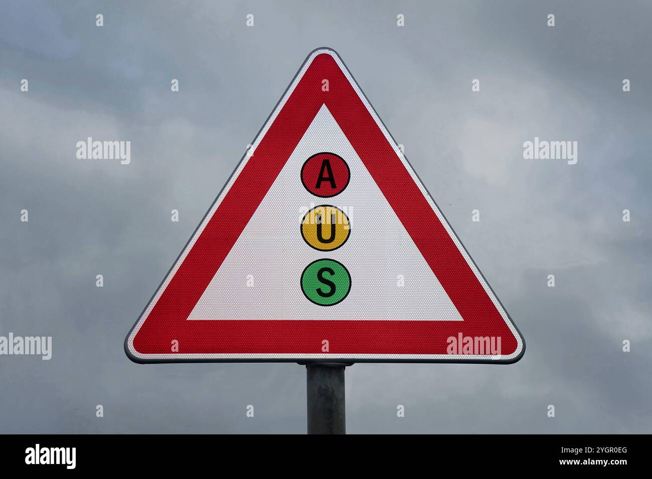 Verkehrsschild mit Ampel und Schriftzug aus Verkehrsschild mit Ampel ...