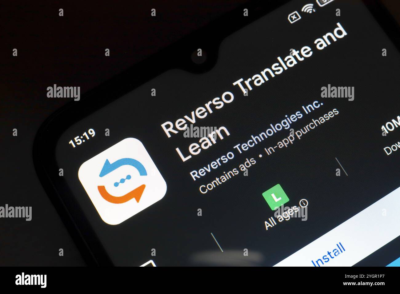 Reverso logo hi-res stock photography and images - Alamy