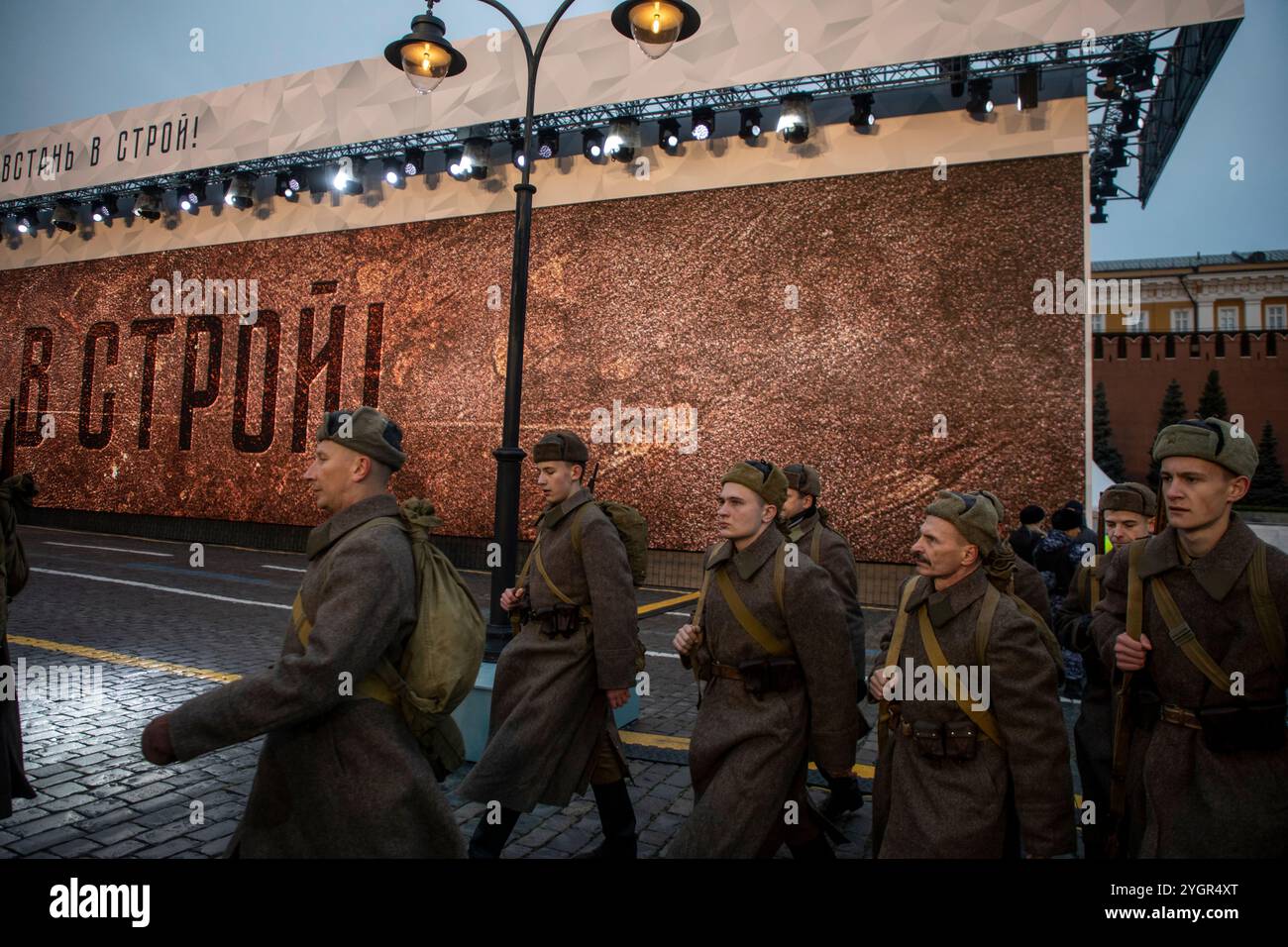 Soviet army parade 1940s hi-res stock photography and images - Alamy