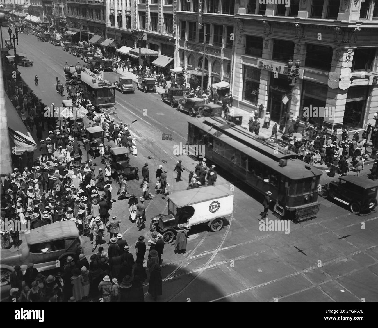 Los angeles california 1920s hi-res stock photography and images - Alamy