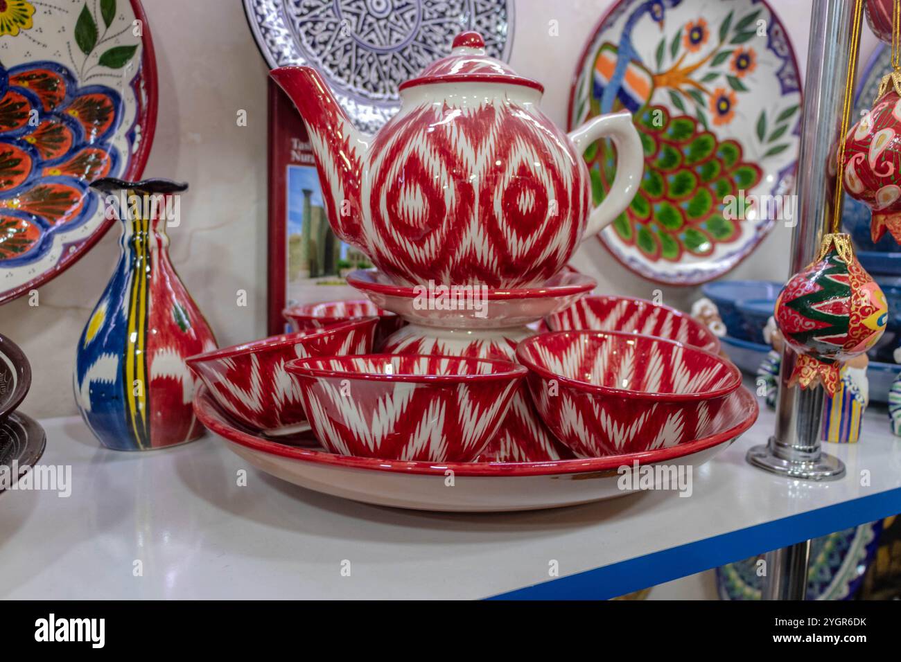 Hand painted Uzbek ceramic tea set Stock Photo - Alamy