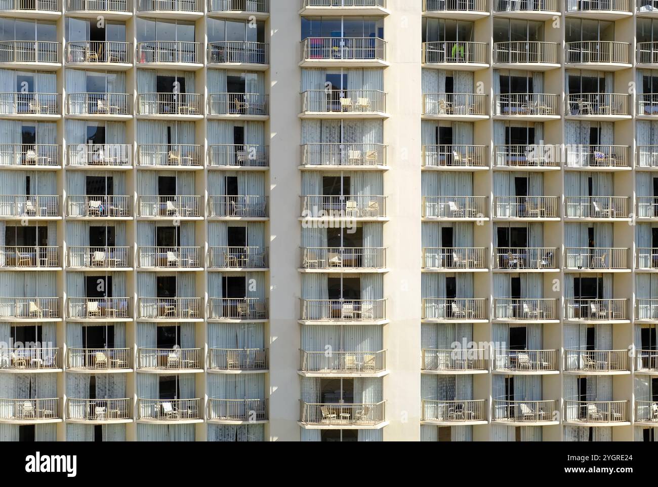 Multiple balcony levels hi-res stock photography and images - Alamy