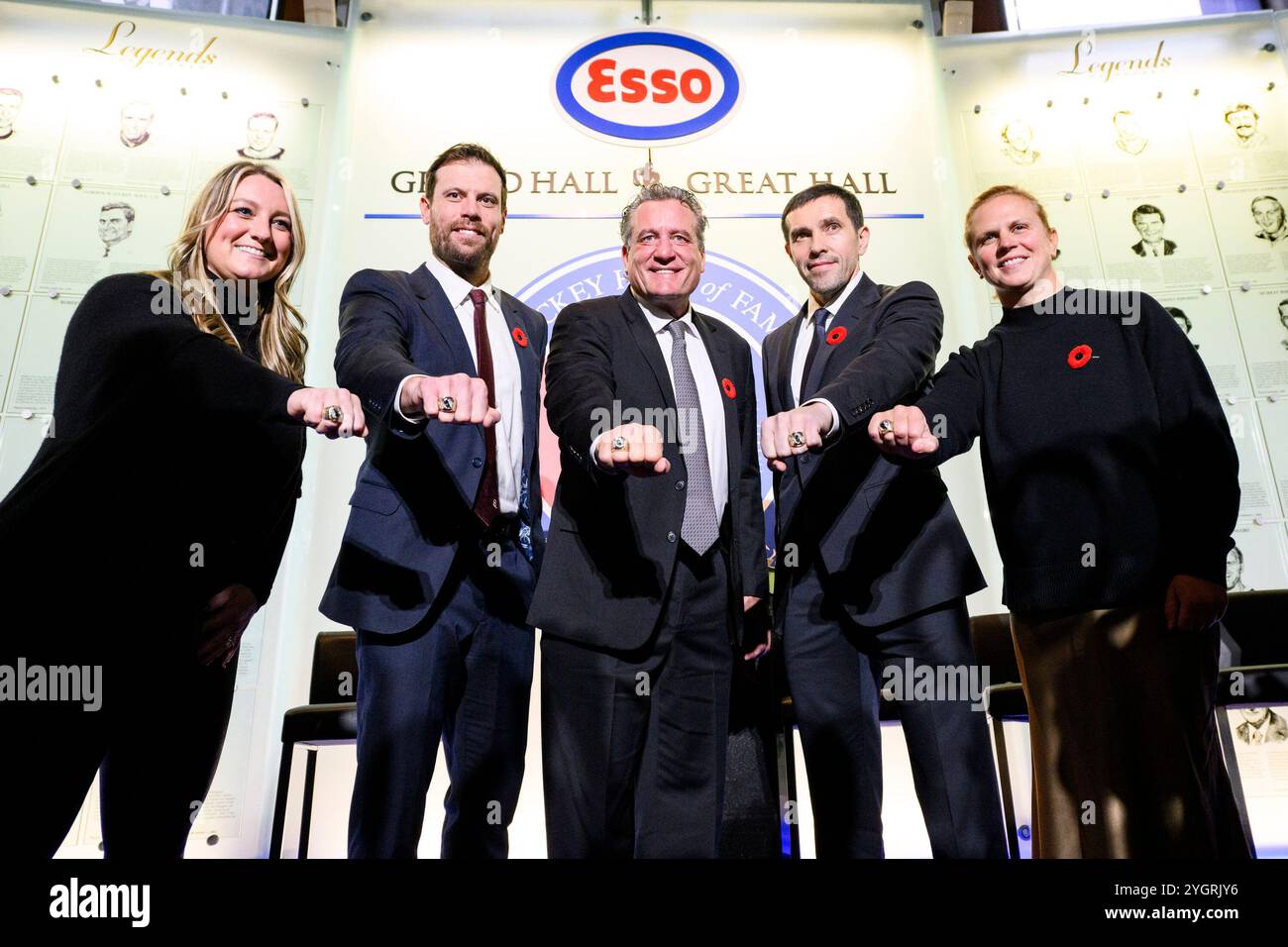The 2024 inductee class to the Hockey Hall of Fame pose for a group ...
