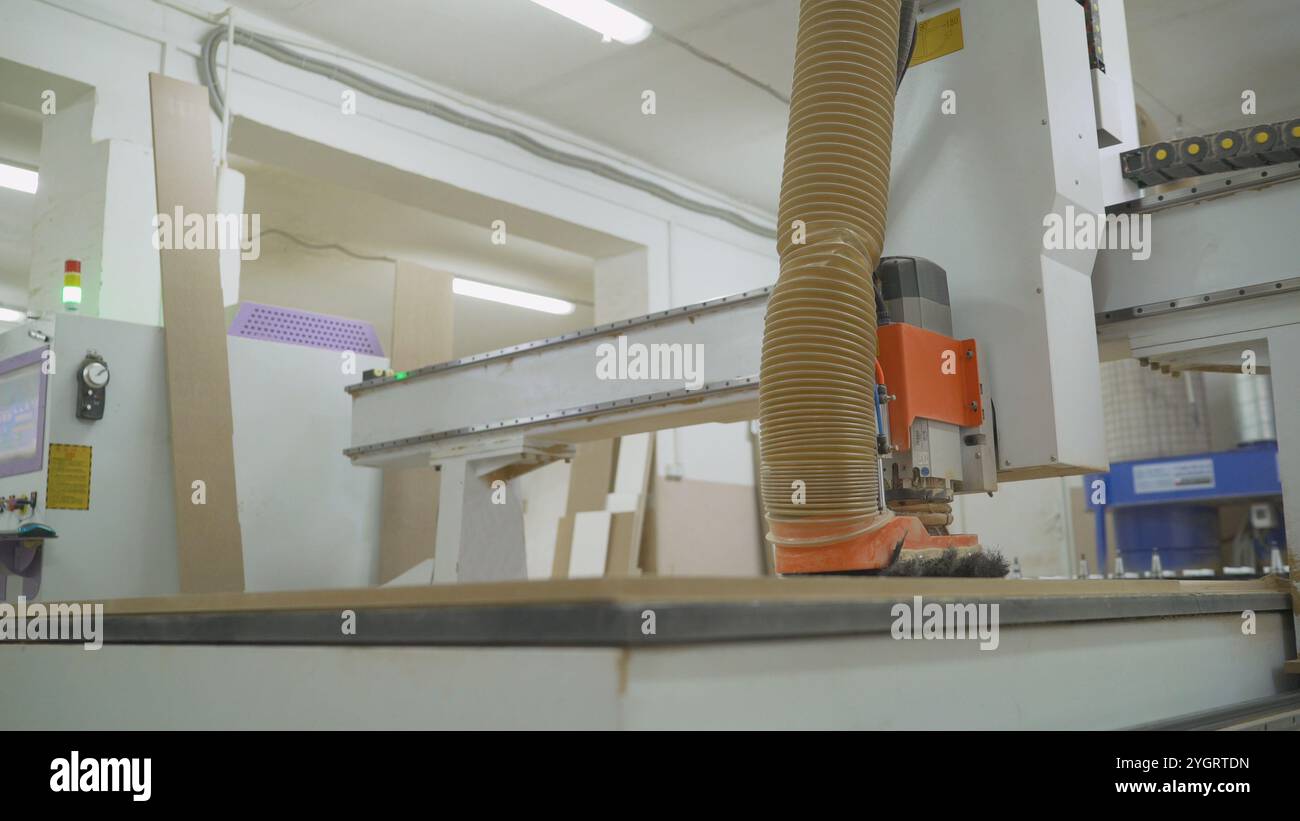 Laser machine for the manufacture of furniture parts for furniture ...