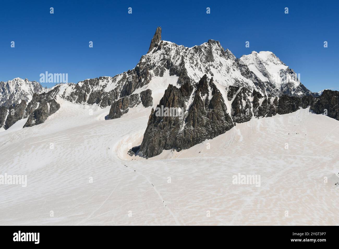Panoramic view of Dente del Gigante mountain peak (Giant's Tooth, 4014 ...