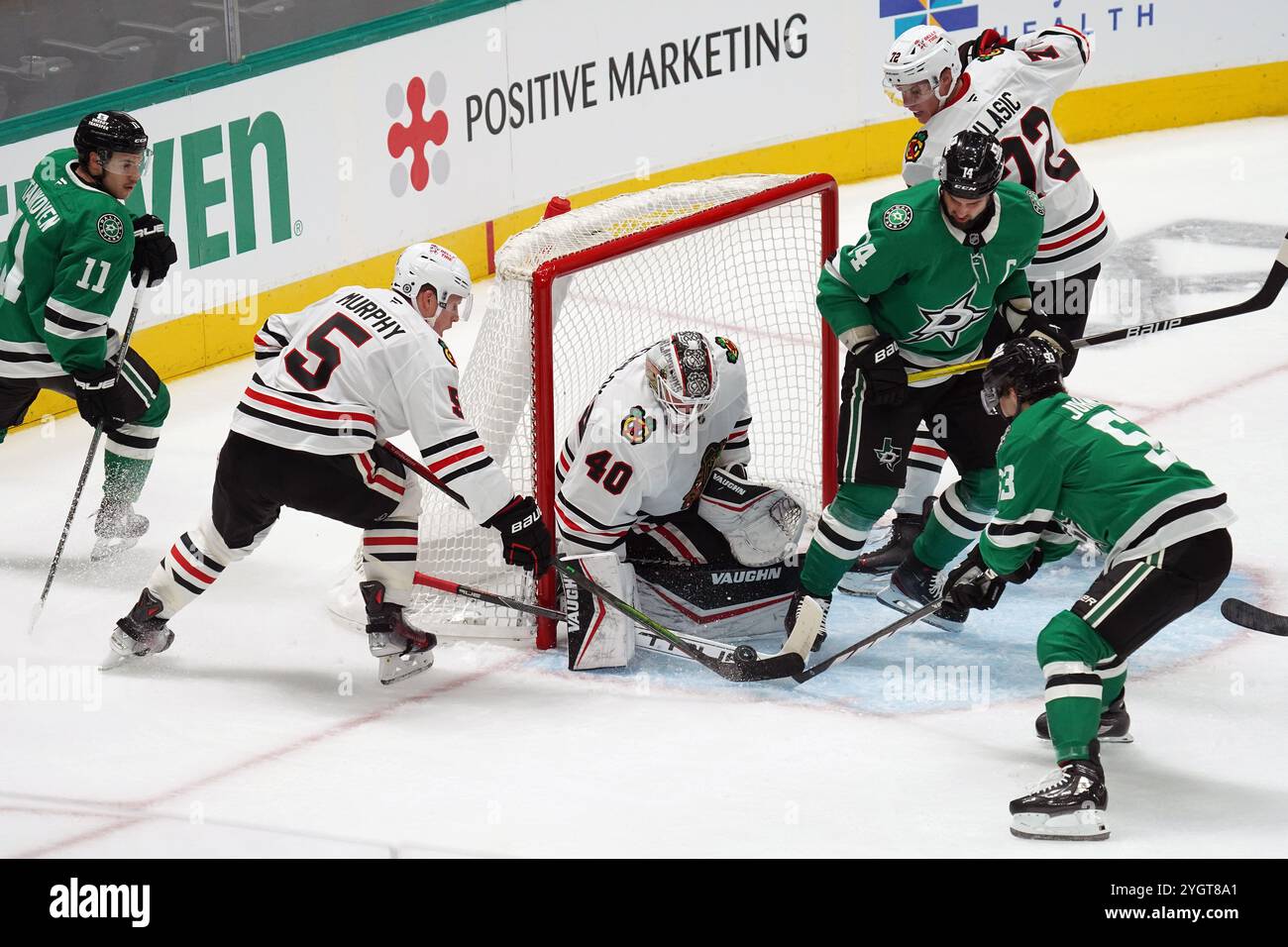 Connor murphy blackhawks hi-res stock photography and images - Alamy