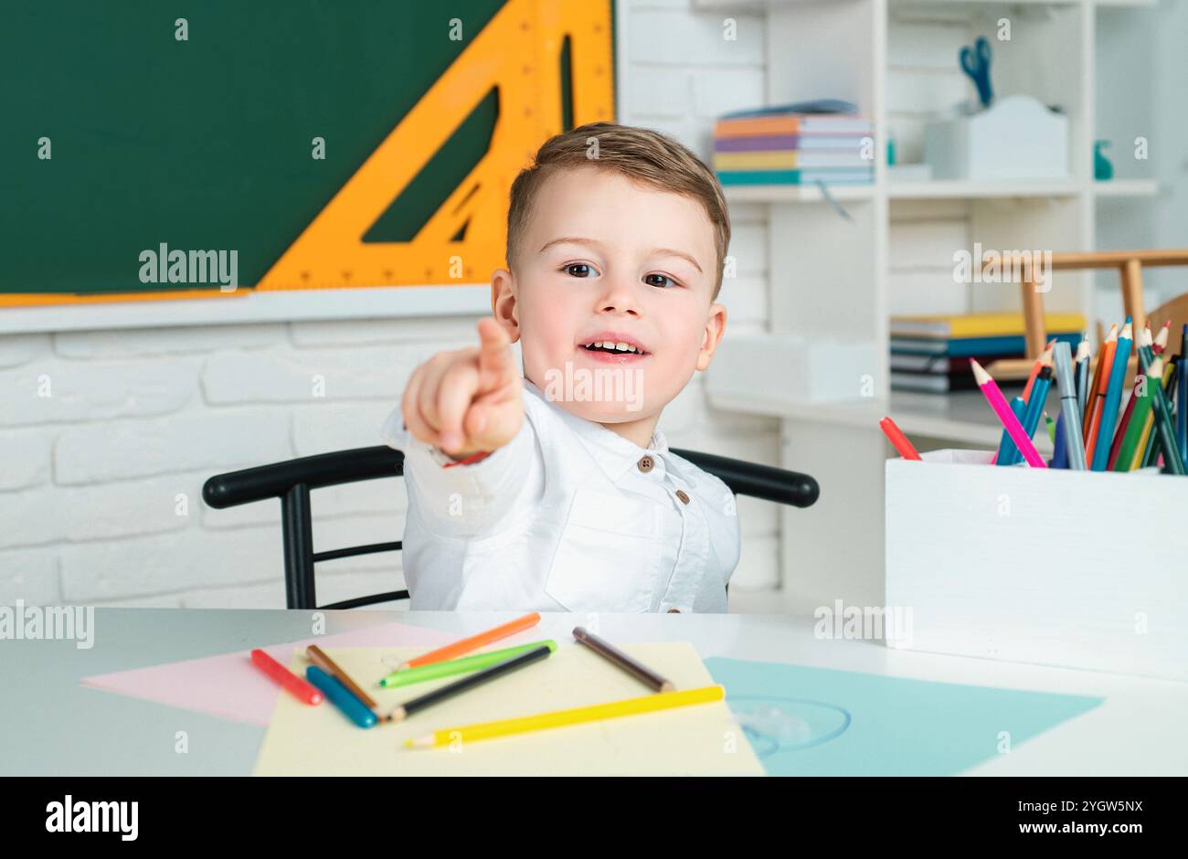 School for pupil. Science kids education concept. Back to school ...