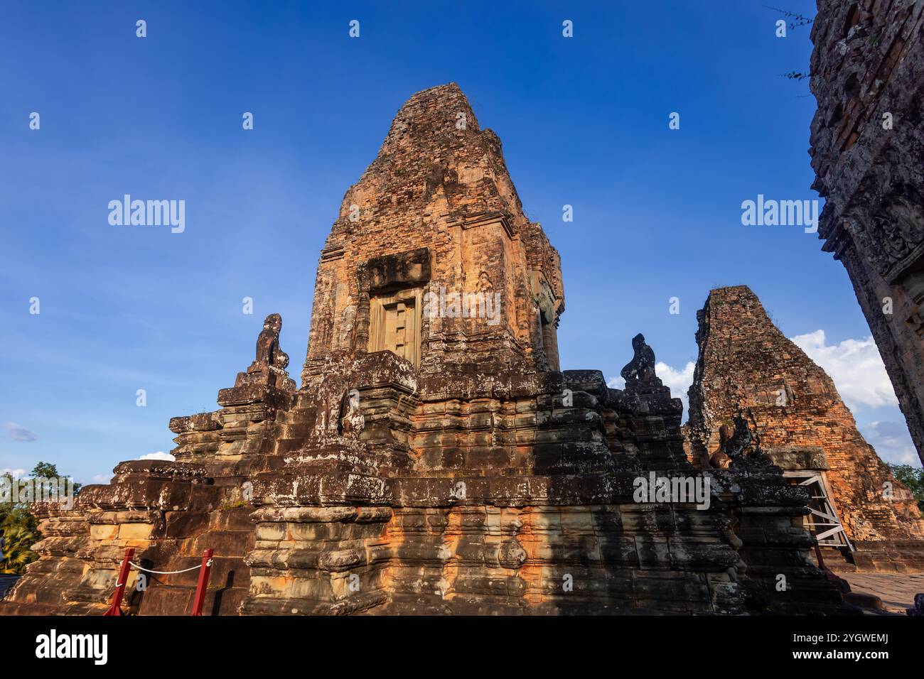 Historic Pre Rup temple in Angkor wat temple complex Stock Photo - Alamy