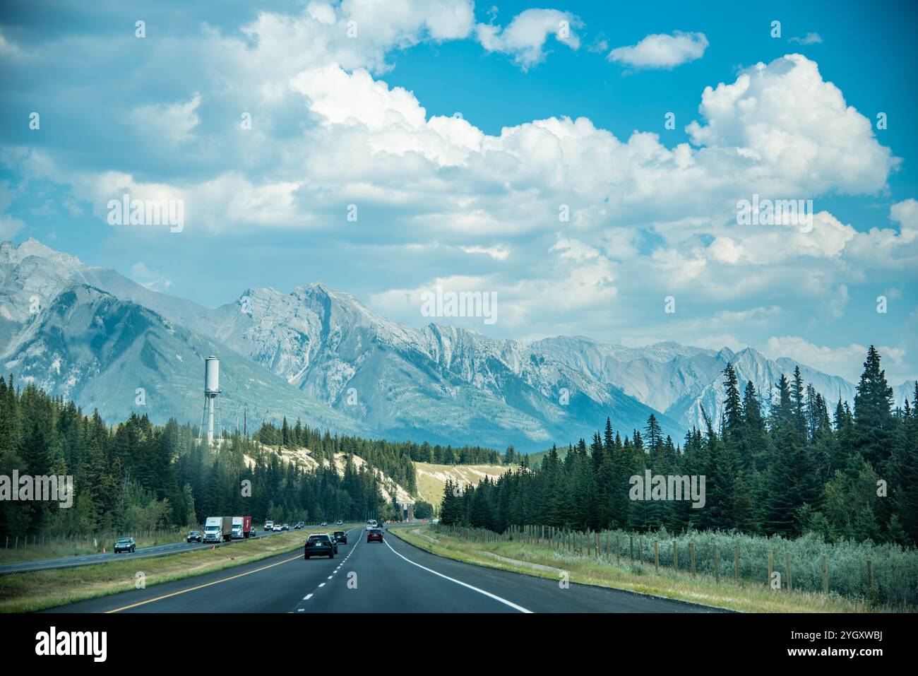 Snow mountains and lakes in Banff National Park Stock Photo - Alamy