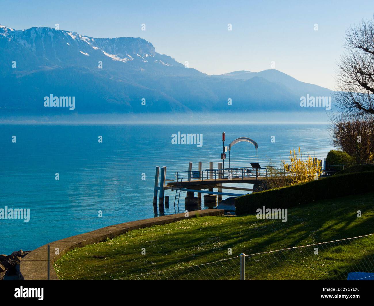 Rivaz village street view and Geneva lake, Switzerland Stock Photo - Alamy