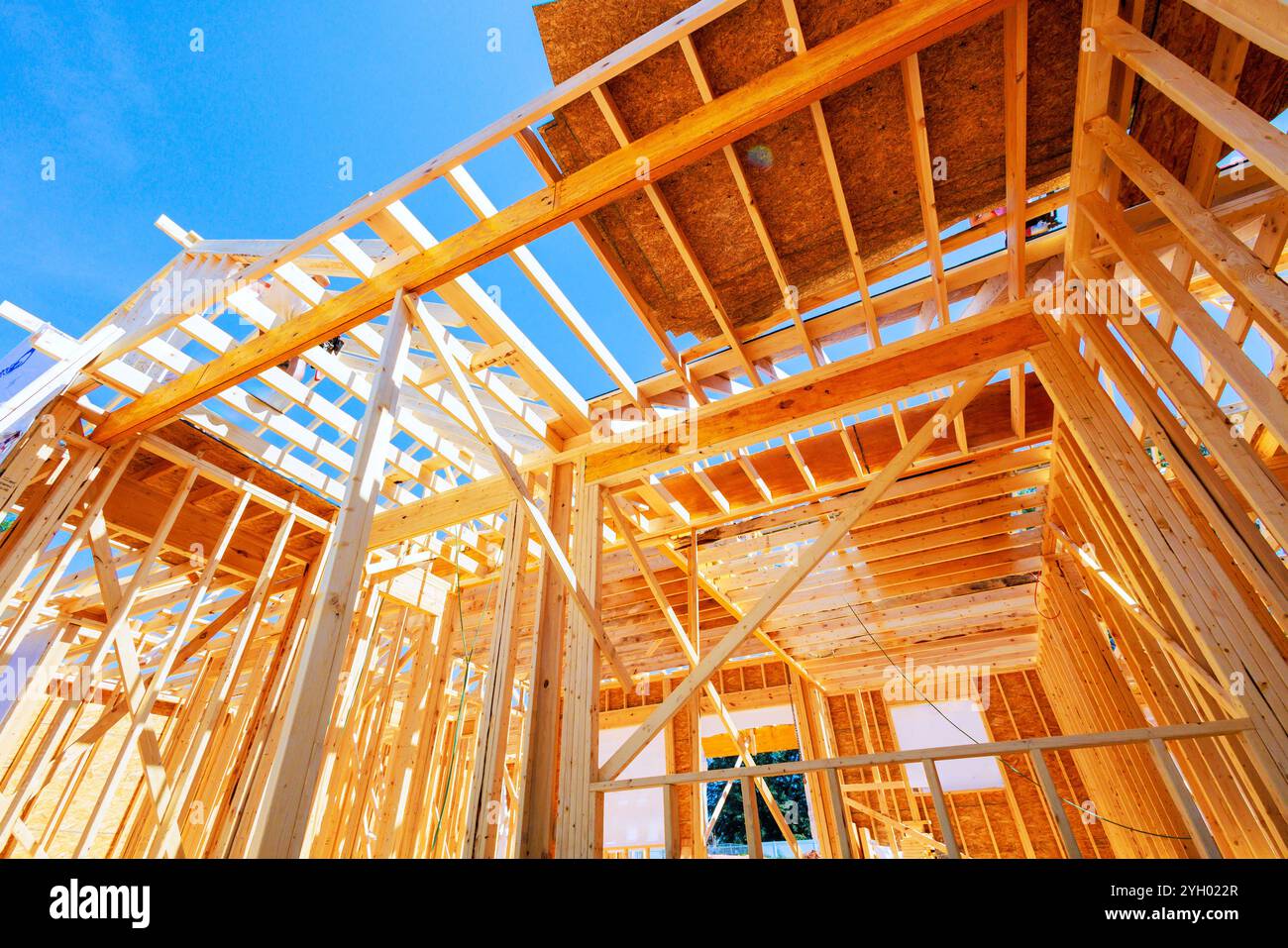 Under frame hi-res stock photography and images - Alamy