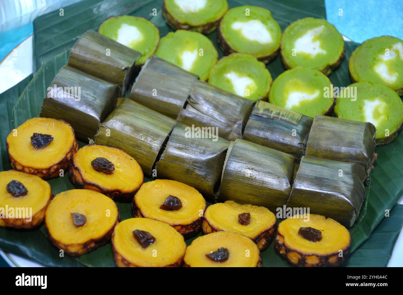 Indonesian traditional cake Stock Photo - Alamy