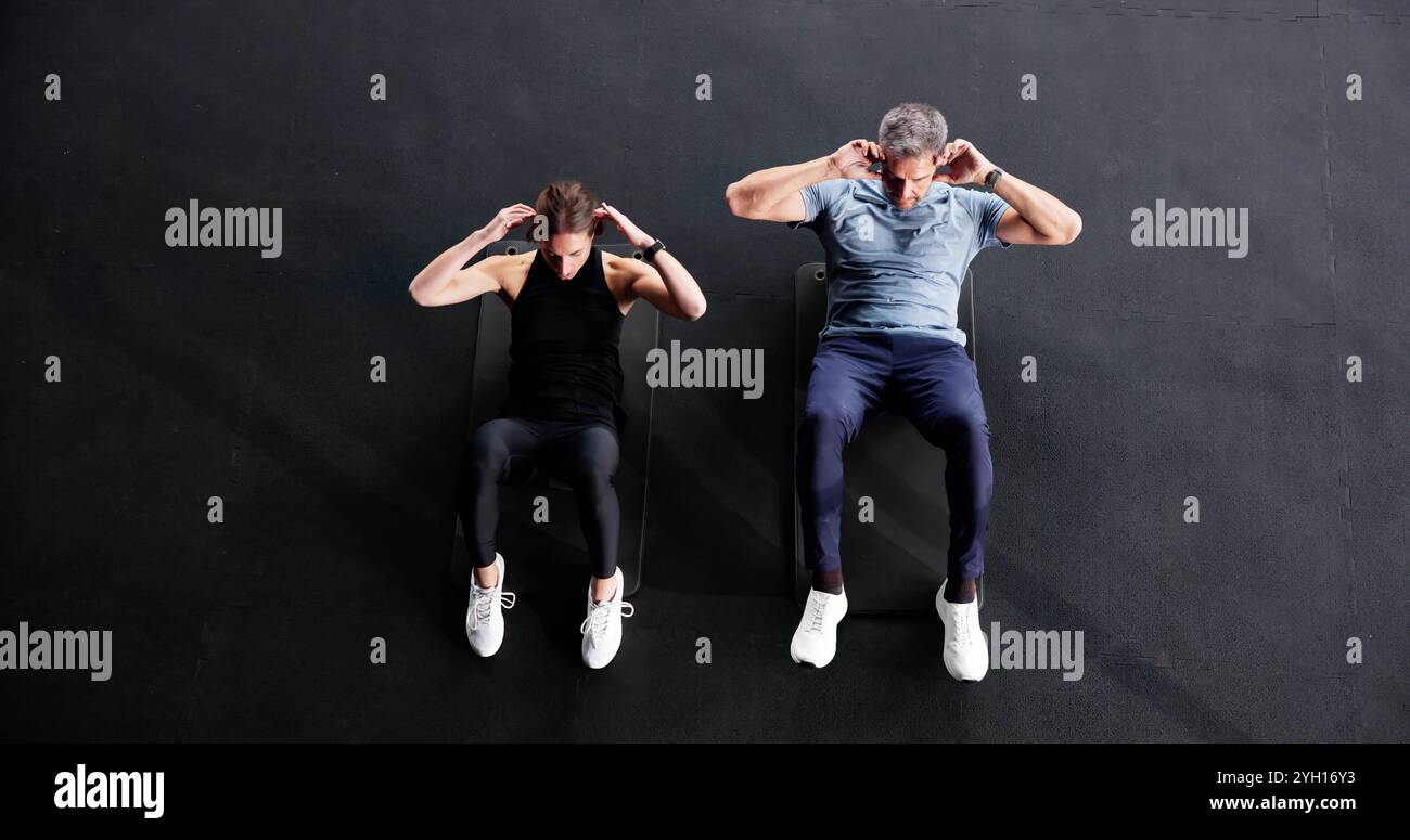 Fitness coach training core hi-res stock photography and images - Alamy