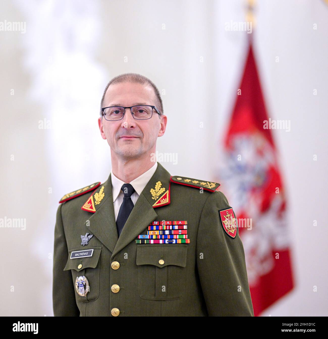 2024 11 05. The President awarded the rank of lieutenant general to ...