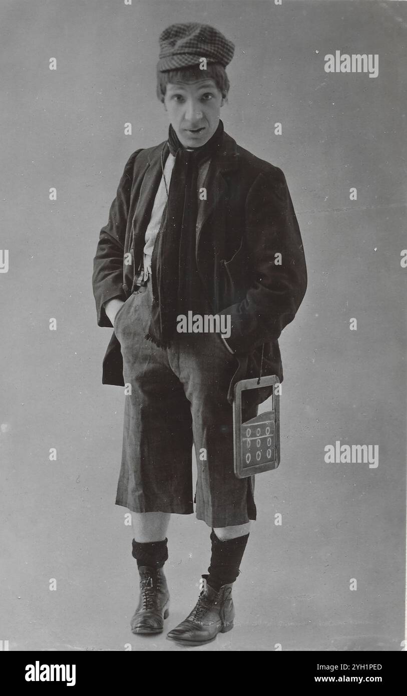Harry Lauder- Scottish vaudeville performer. A vintage theatre image of ...