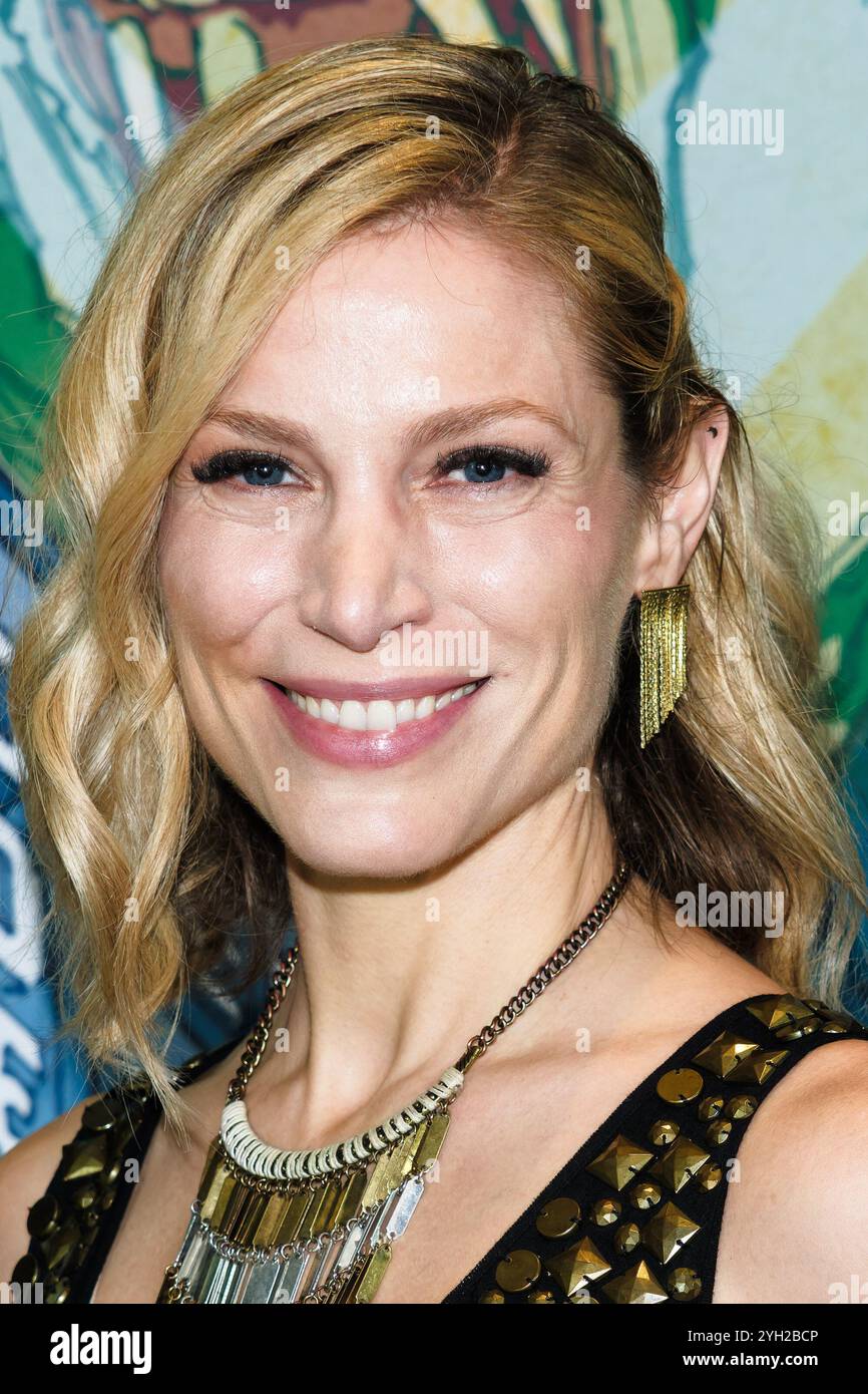 West end odeon hi-res stock photography and images - Alamy