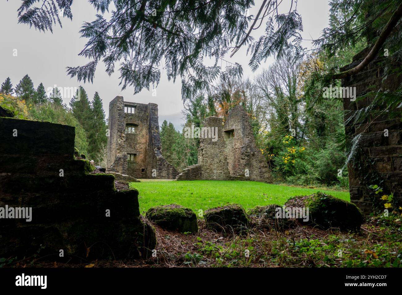 Old castle archdale hi-res stock photography and images - Alamy