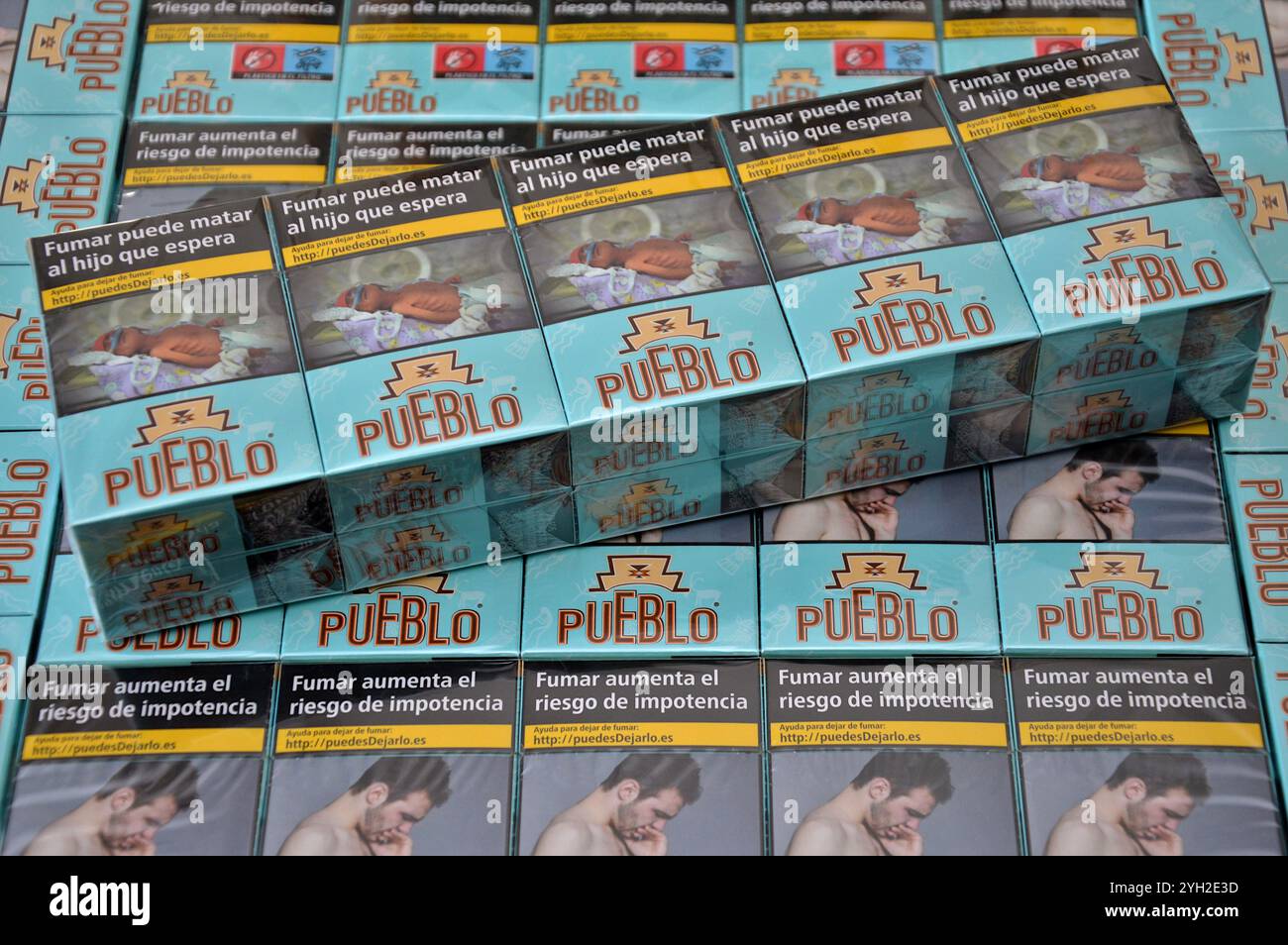 Packs of 200 hi-res stock photography and images - Alamy