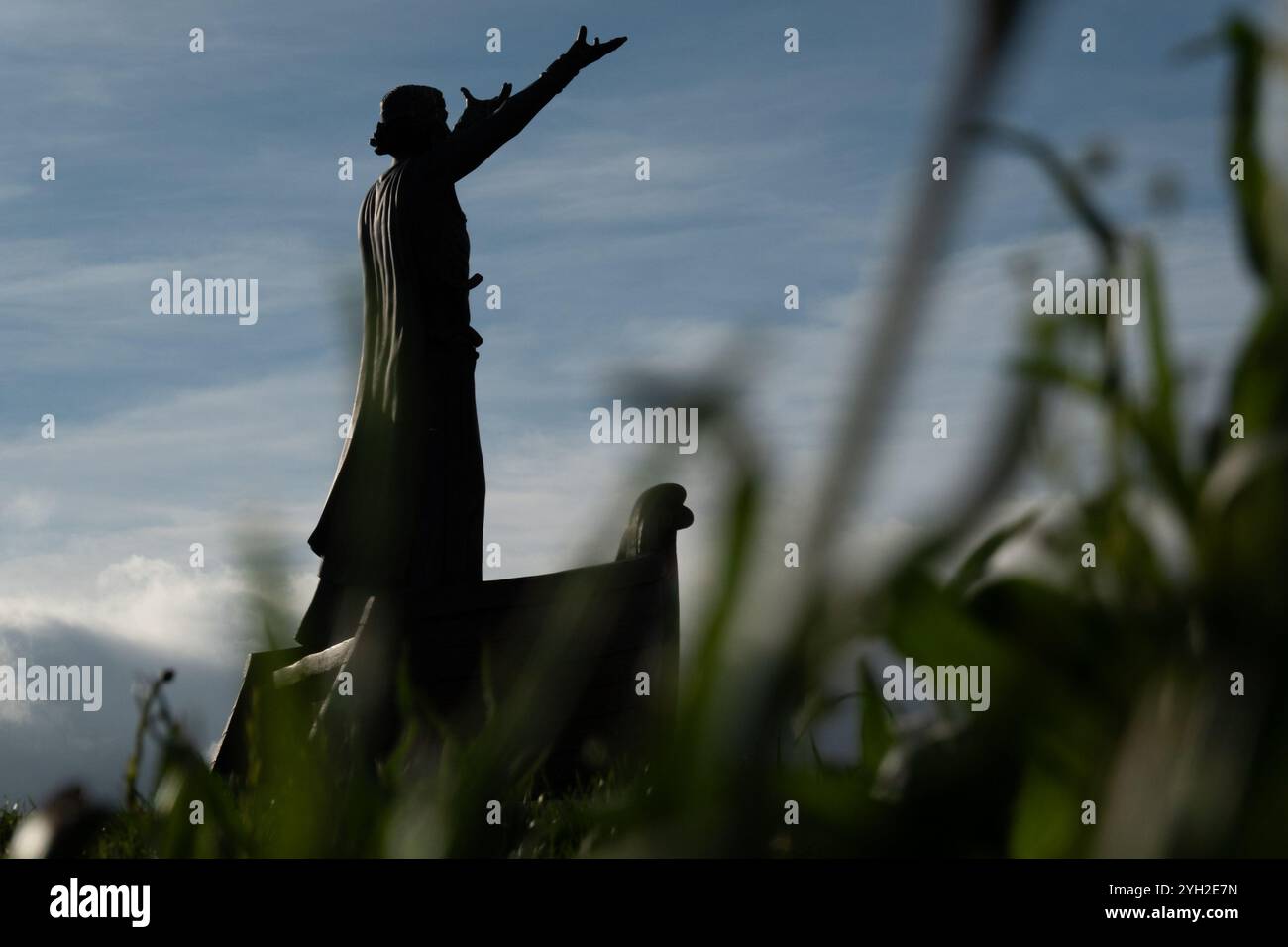 Manannán mac lir statue hi-res stock photography and images - Alamy