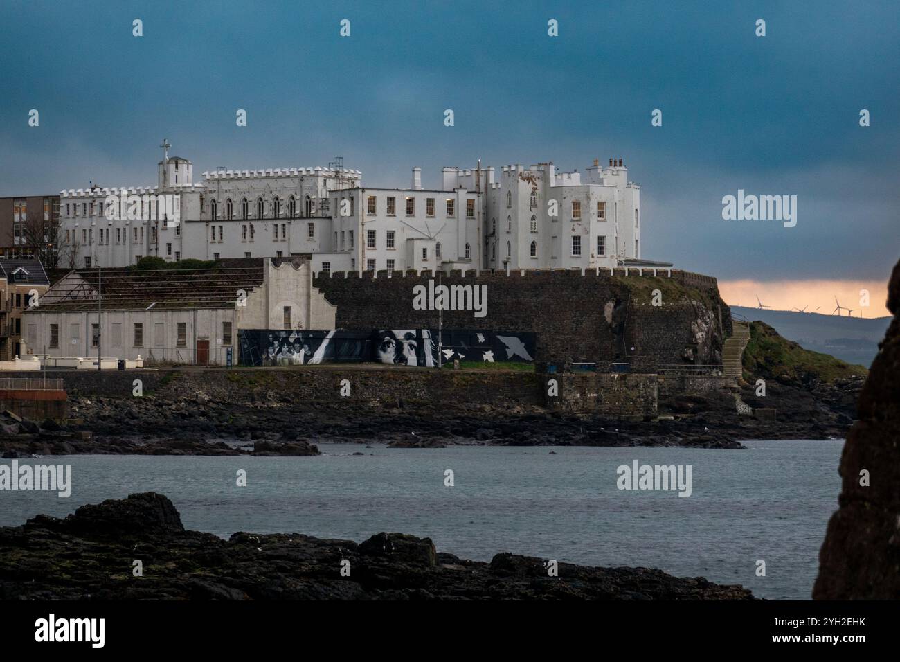 Portstewart promenade hi-res stock photography and images - Alamy