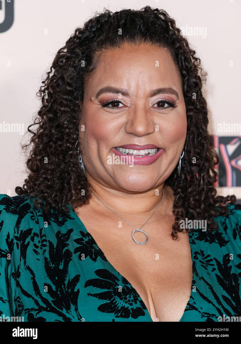 BEVERLY HILLS, LOS ANGELES, CALIFORNIA, USA - NOVEMBER 08: Lynn M ...
