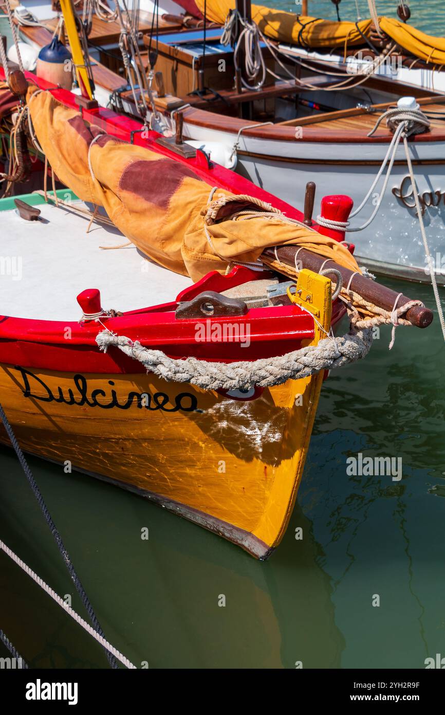 the bow of an old wooden sailing boat Stock Photo - Alamy
