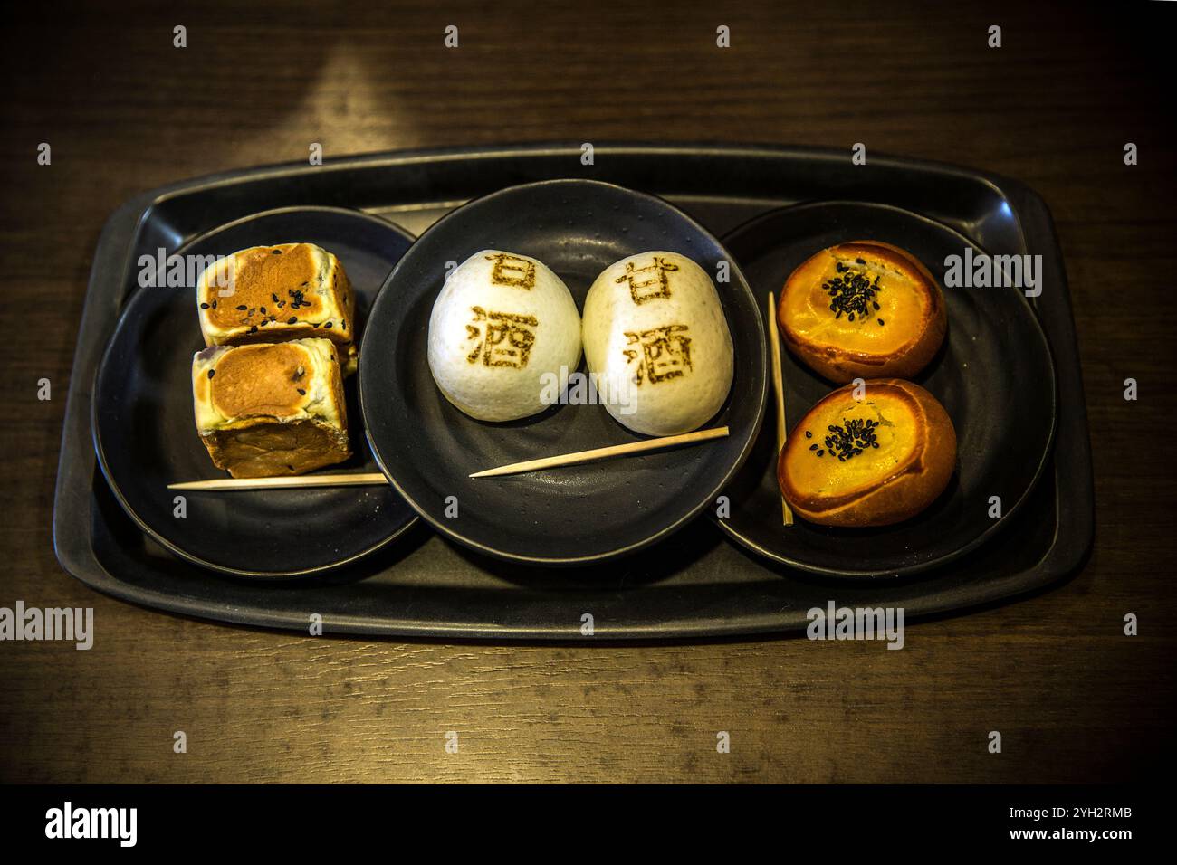 Elegance of traditional japanese culture hi-res stock photography and ...