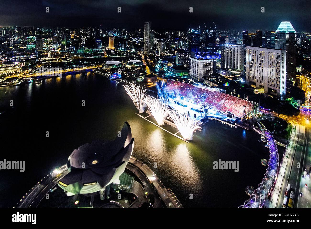 Spectacular Night View of Marina Bay Fireworks in Singapore Stock Photo - Alamy