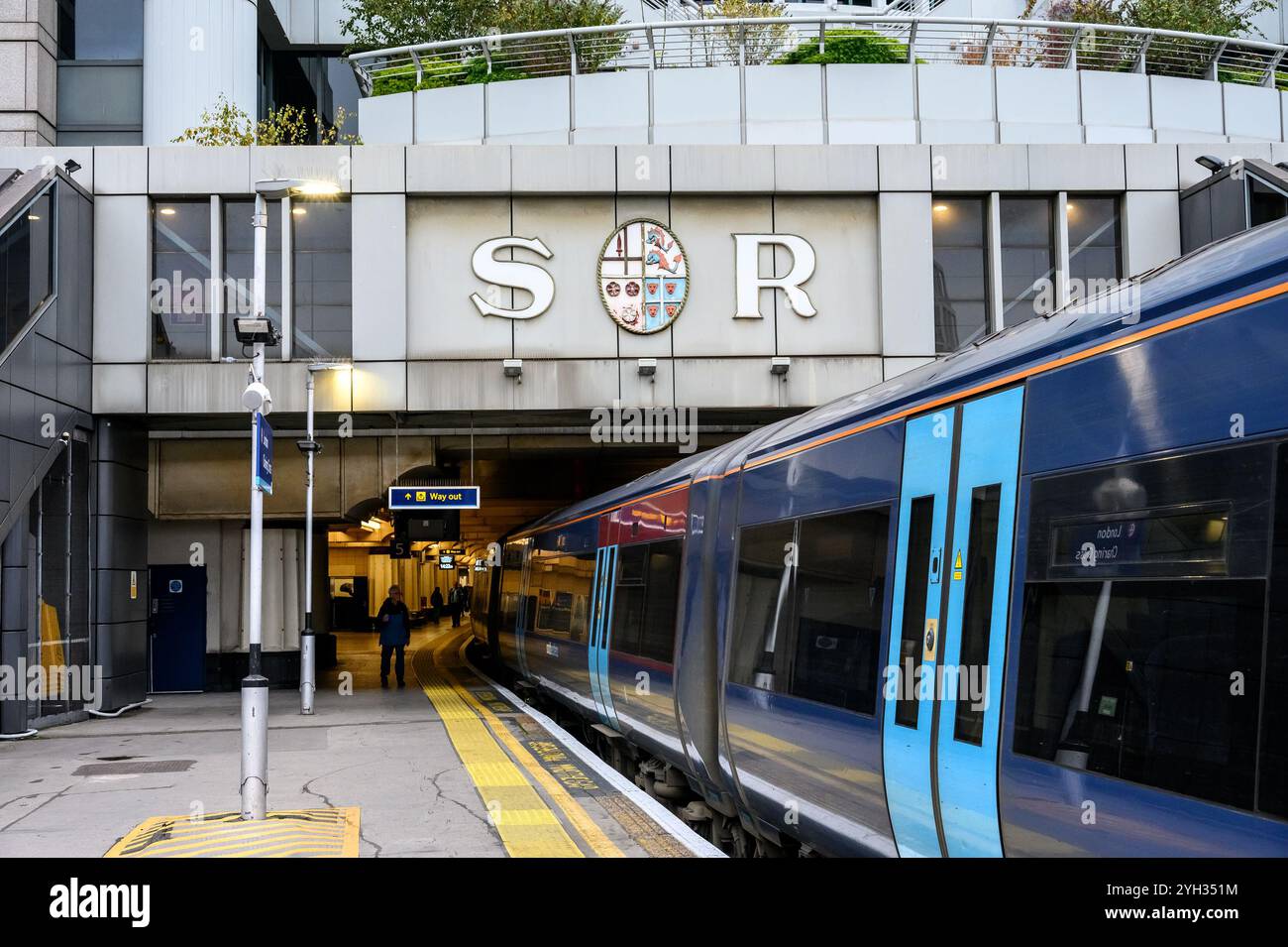 London, UK. Old Southern Railways Coat of Arms over platform 5 of ...